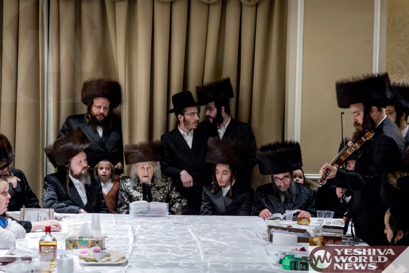 Photo Essay: Verdan Rebbe Motzei Shabbos In Boro Park (Photos by JDN ...