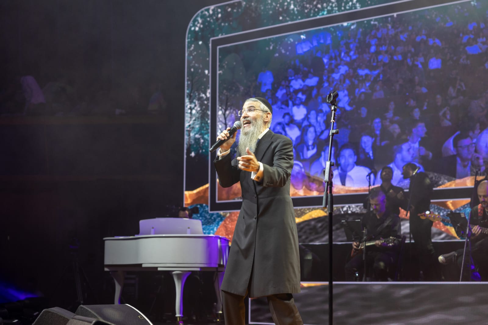 Lior Suchard, Avraham Fried, and Mordechai Shapiro Delight at United ...