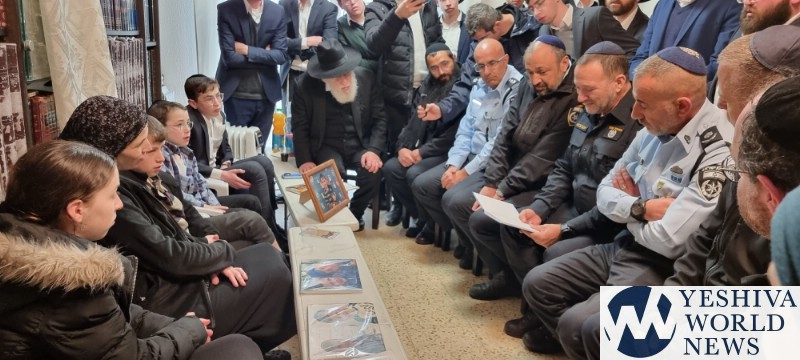 Israel Police Commissioner Visits Paley Family, Gives Them Chazon Ish ...