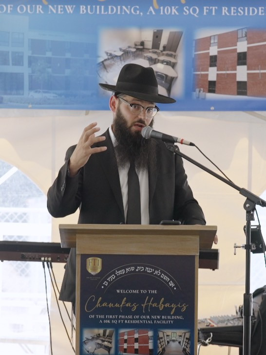 Cherry Hill Yeshiva Celebrates Chanukas Habayis - VINnews