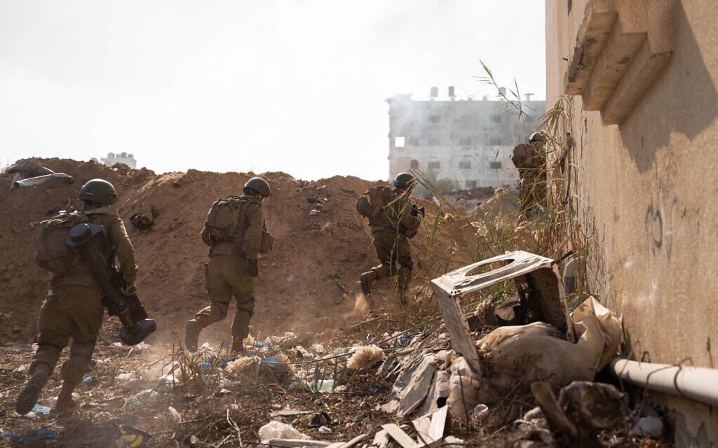 IDF Publishes New Footage Of Elite Commando Units Operating In Khan ...